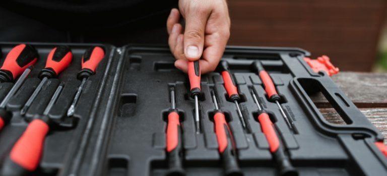 A guide on packing sharp items - State to State Move