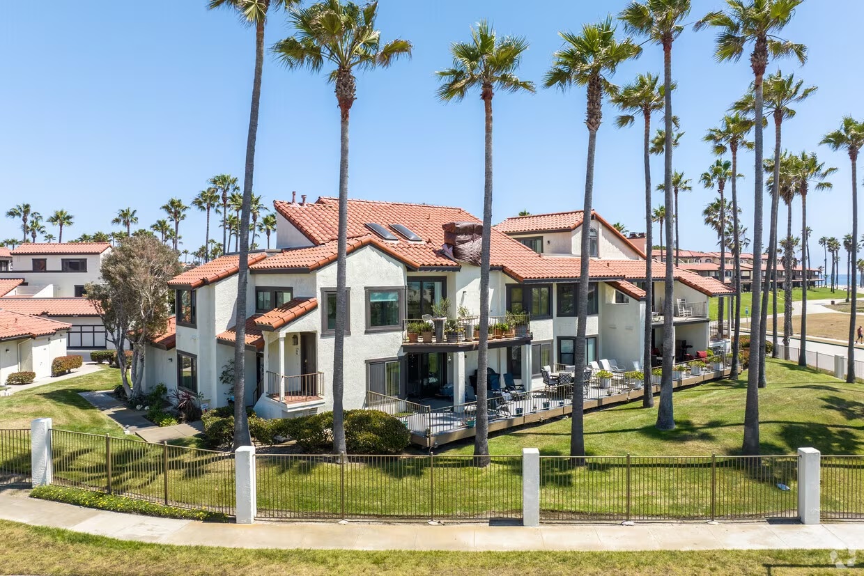 De Houston a Oxnard, California: Su puerta a la felicidad costera